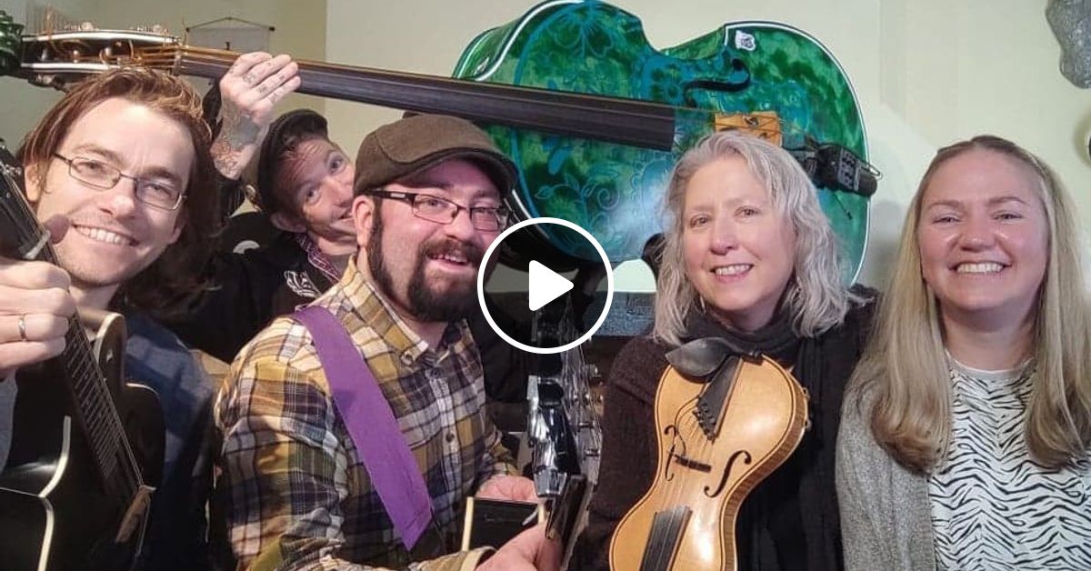 High-energy bluegrass/rockabilly band Bathtub Ginn talk to Leslie Tate ...