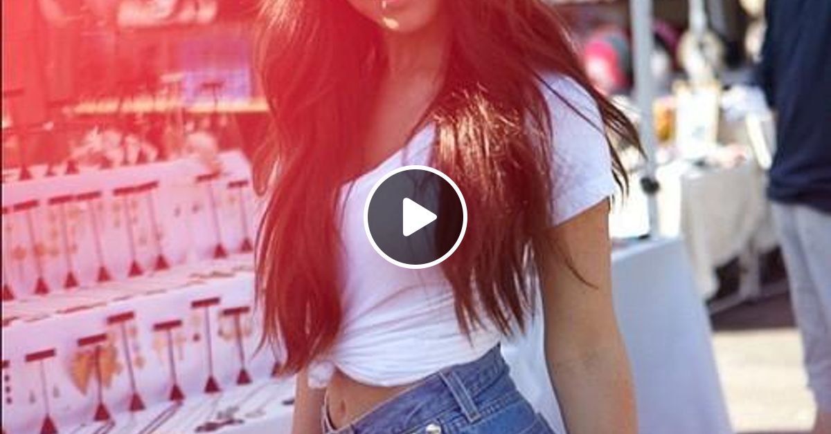 anabel englund reverse skydiving