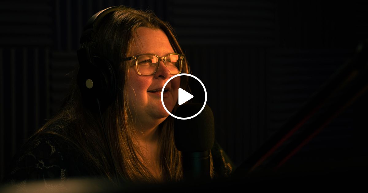 INTERVIEW- Sarah Semmens - Spina Bifida Awarness Week by CHAOS Radio ...