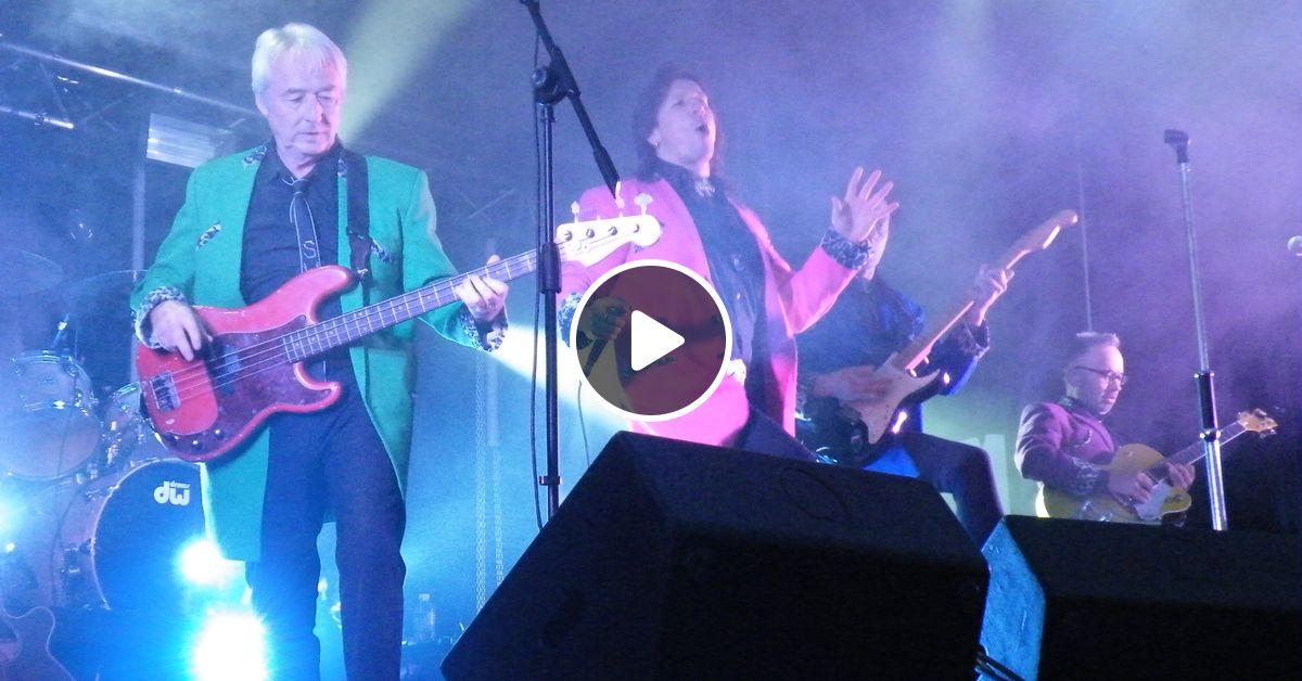 SHOWADDYWADDY'S ROD DEAS INTERVIEWED BY TRETRE ON THE OUT TO LUNCH SHOW ...