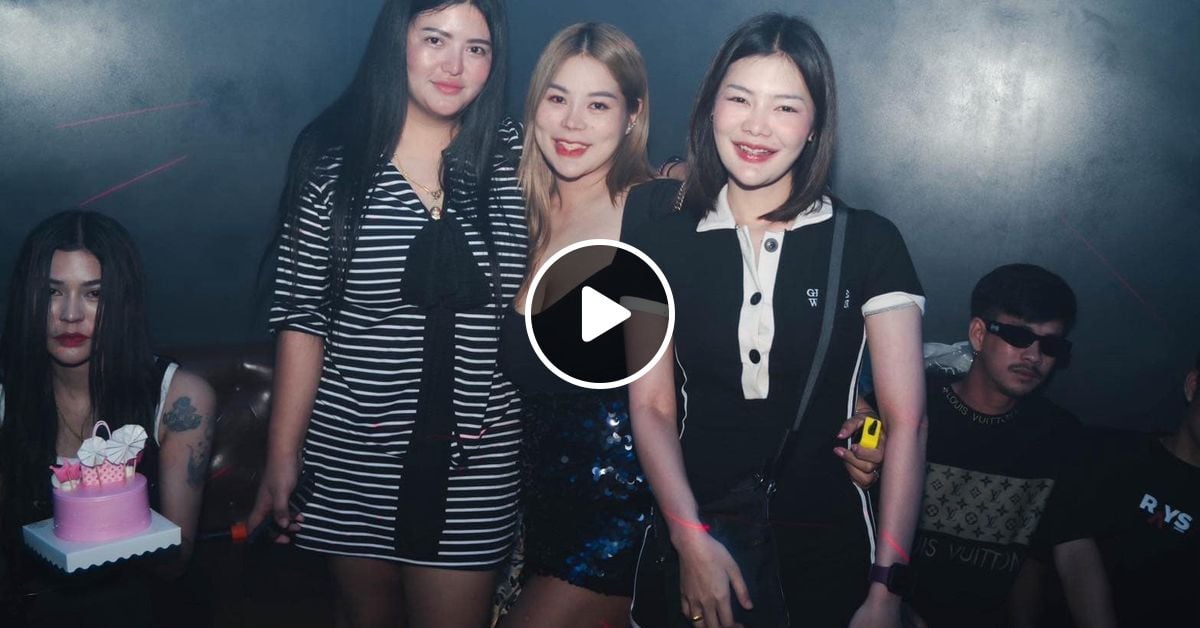 HBD.ขนุนผู้หญิงอ้วนแต่สวย น้ะจ๊ะน้ะจ๊ะ by Bank_Maha (มหาเหยิน) | Mixcloud