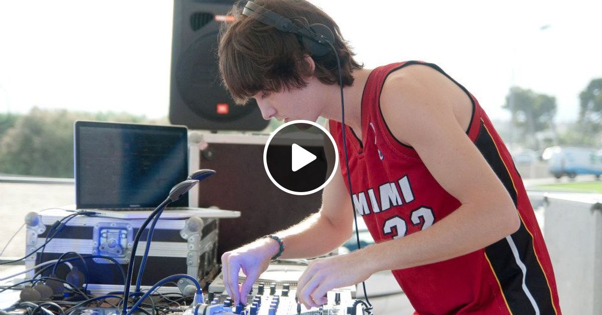 Alex Ricart aka. LEX'GO - Maqueta AMEC 2015 by Àlex Ricart Millà | Mixcloud