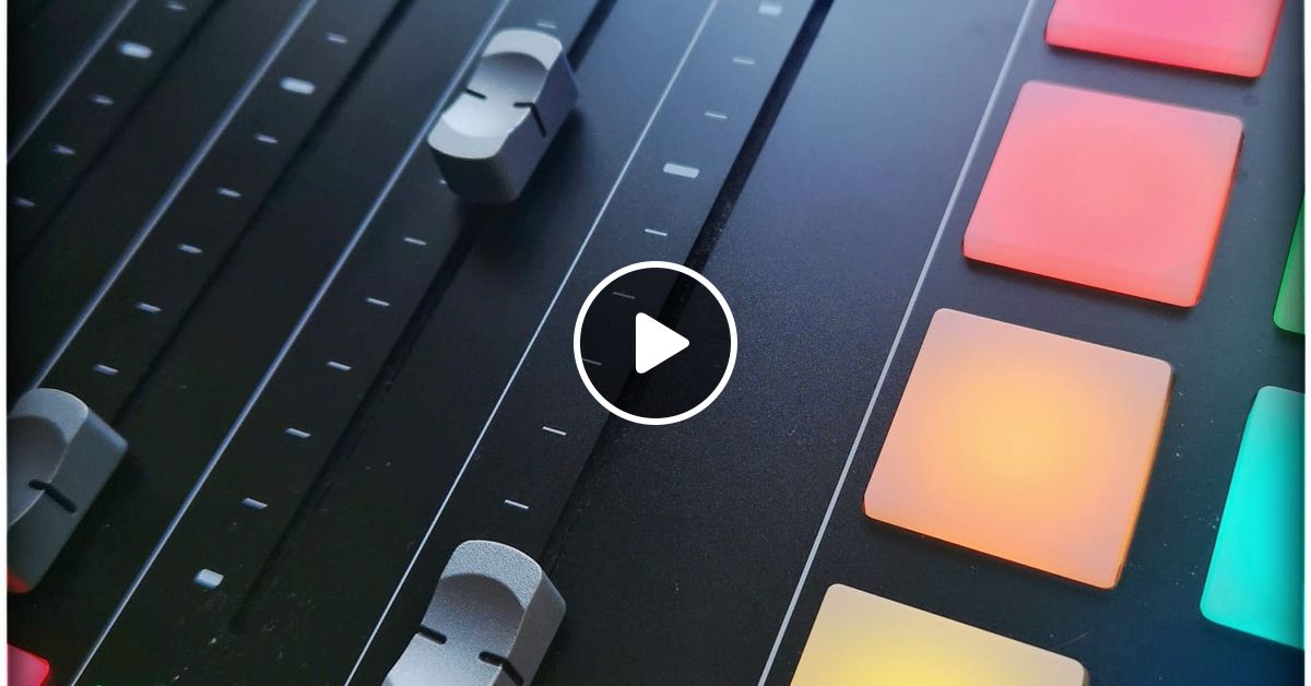 Mid-Morning Music Show with Martin Leech LIVE on LASER Hot Hits & Gold ...