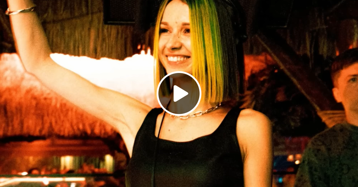 Miss Monique - Melodic Techno - Progressive House • SPECIAL MIX (Sirius ...