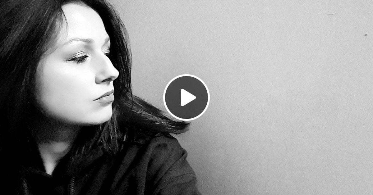 Real Techno presents Lisa Oakes by Real_Techno | Mixcloud
