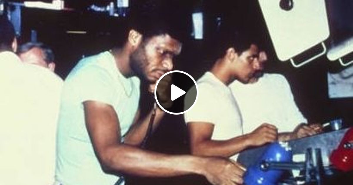 The Love Of Disco - Underground Disco Grooves by R u m p e L | Mixcloud