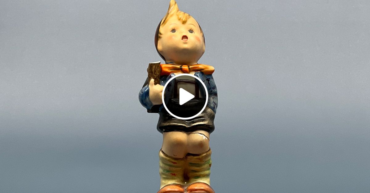 Infinitely Small by Htennek Niwhsa by low light mixes | Mixcloud