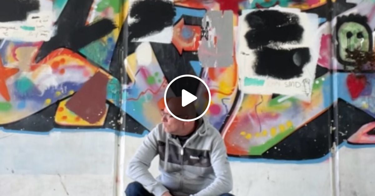 Retro Radio Show with Russ! *Holiday Vibes* by Radio Russ | Mixcloud
