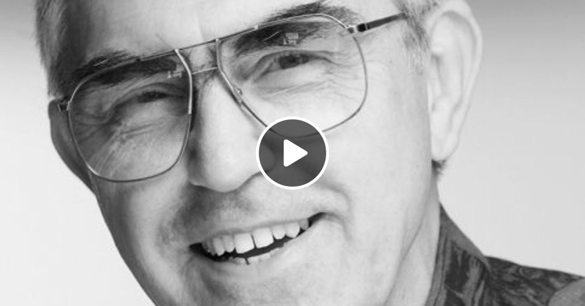 Ernie chats to actor Sean Jones about his farewell tour as Mickey in ...