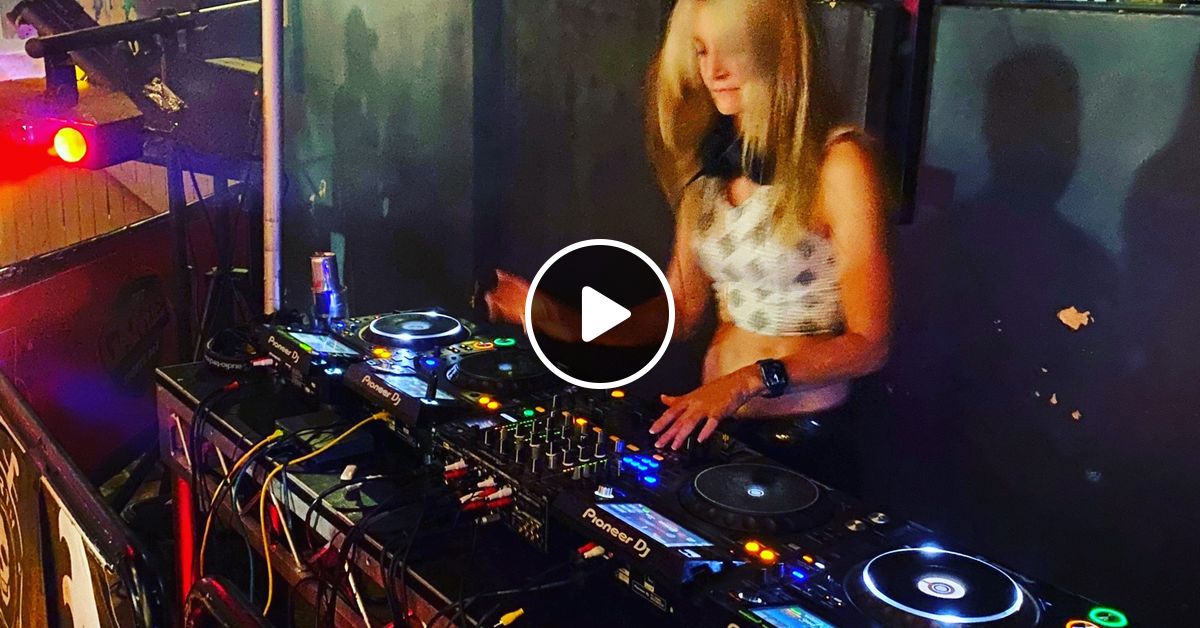 DJ Samantha G live on Pirates of Perth Evolution 24-08-22 by ...