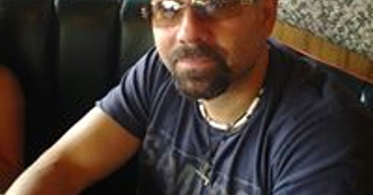 Richard Mendiola's Stream | Mixcloud