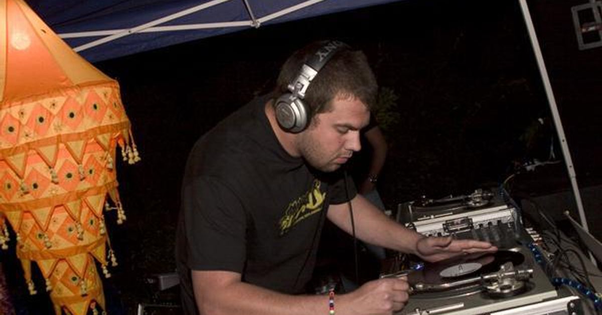 DJ Professor West's Stream | Mixcloud