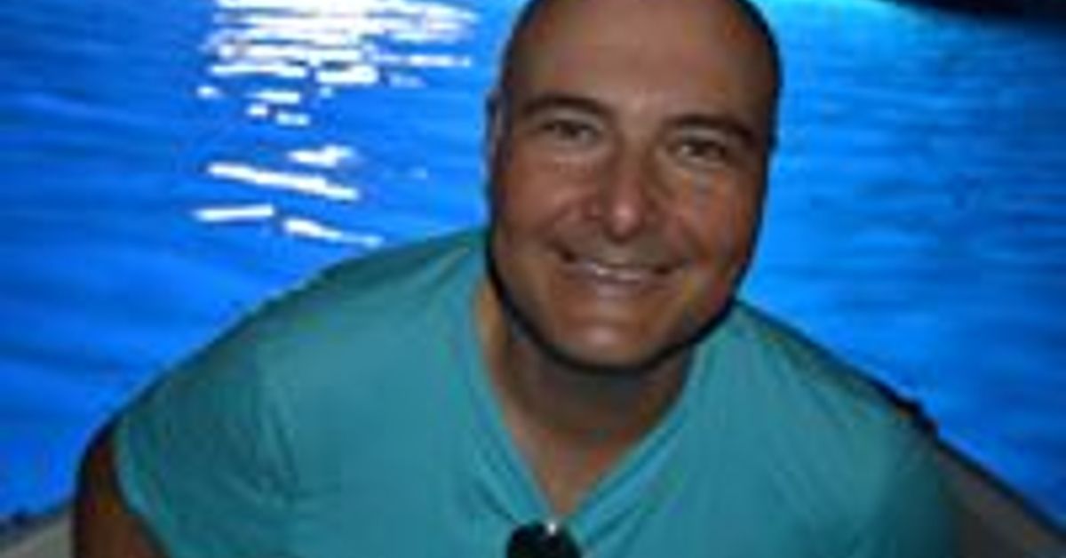 Michael E Samios's Stream | Mixcloud