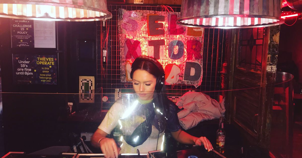 Char Stape's Stream | Mixcloud