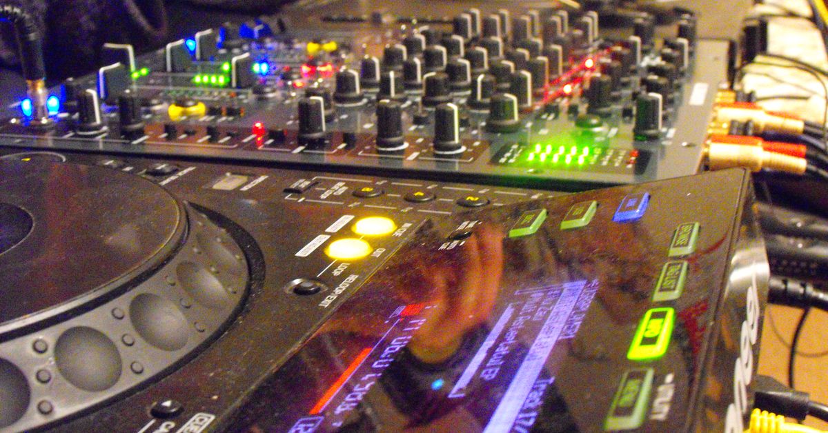 Alex Dasca's Stream | Mixcloud