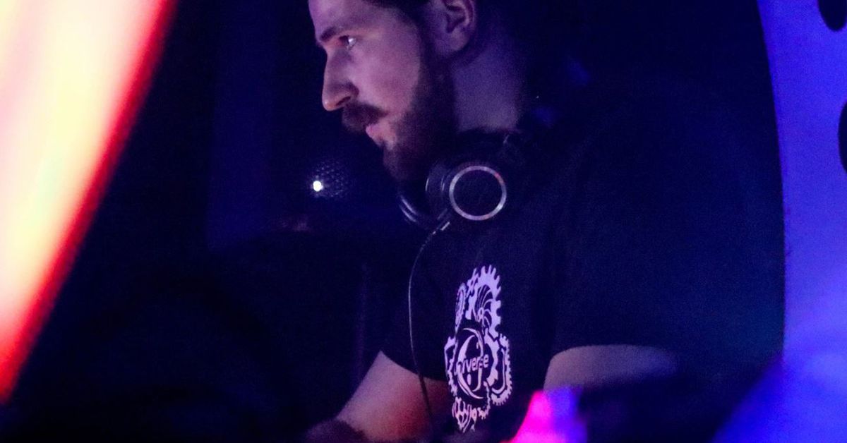 Groove Bear | Mixcloud