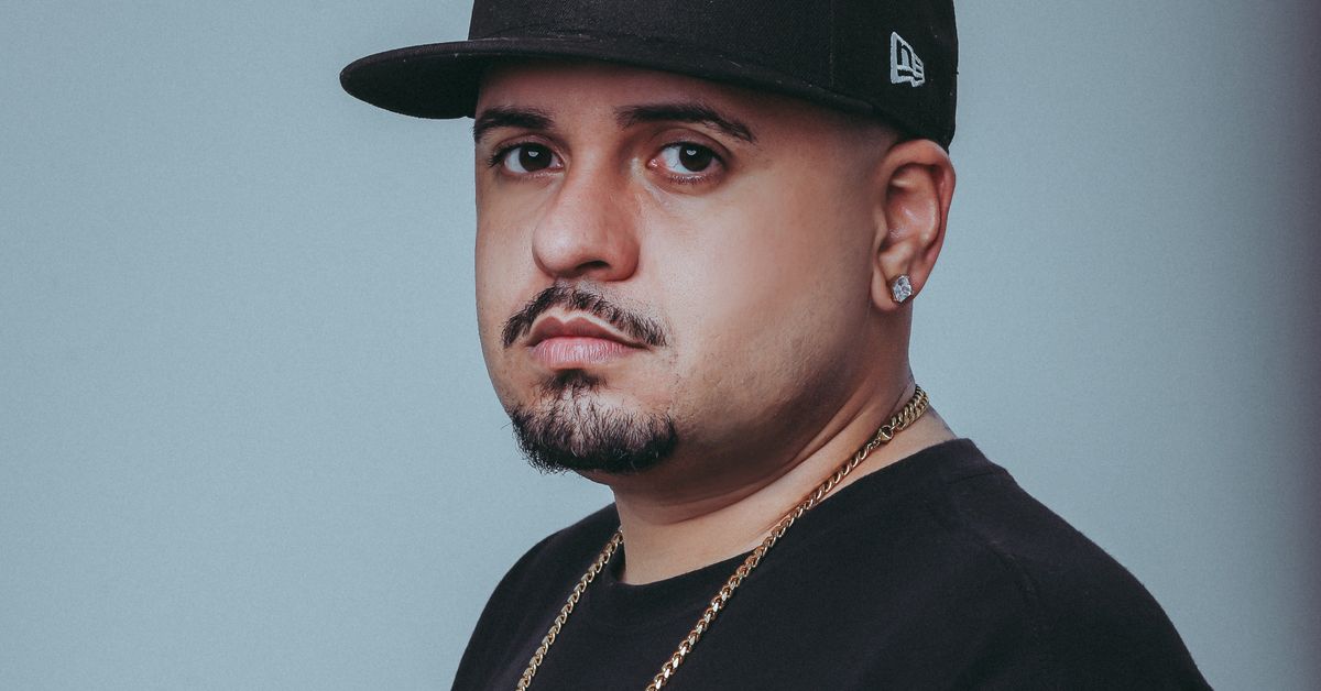 DeeJay FT's Stream | Mixcloud