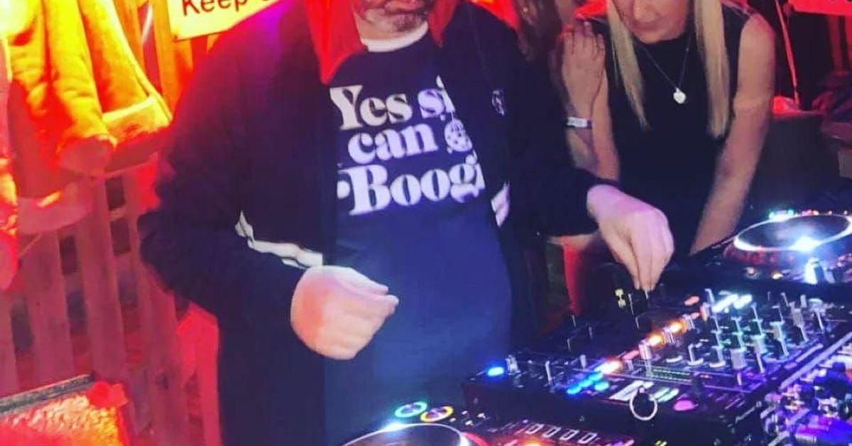 Scott Simpson | Mixcloud