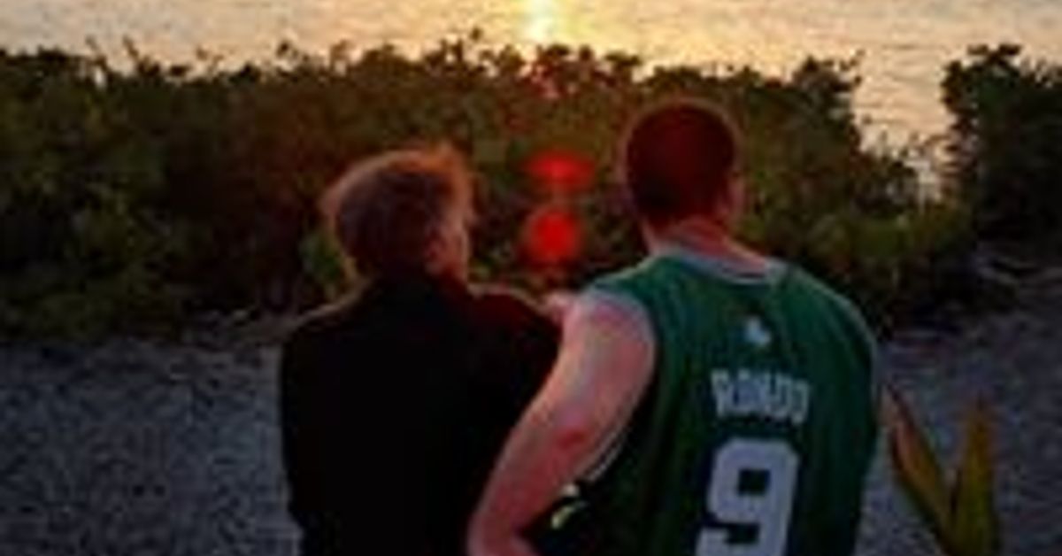 Mickey Farrell | Mixcloud