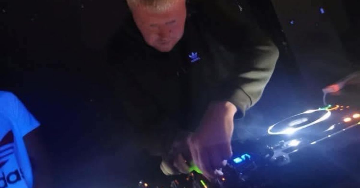 Phillip Busby | Mixcloud