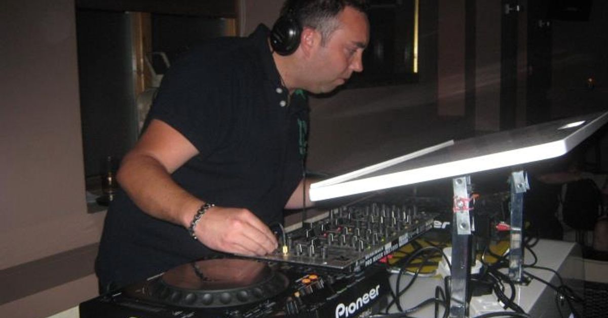 Scott Cowley | Mixcloud