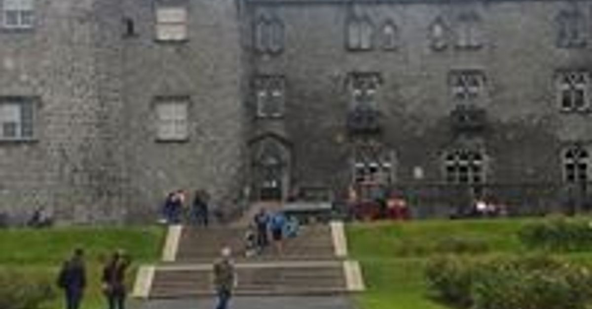 Noreen Cunningham Ward's Shows | Mixcloud