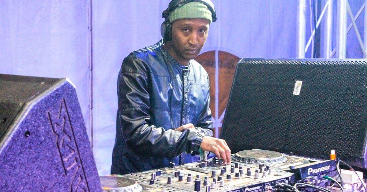 Pakiso Mofunk TSotetsi's Shows | Mixcloud