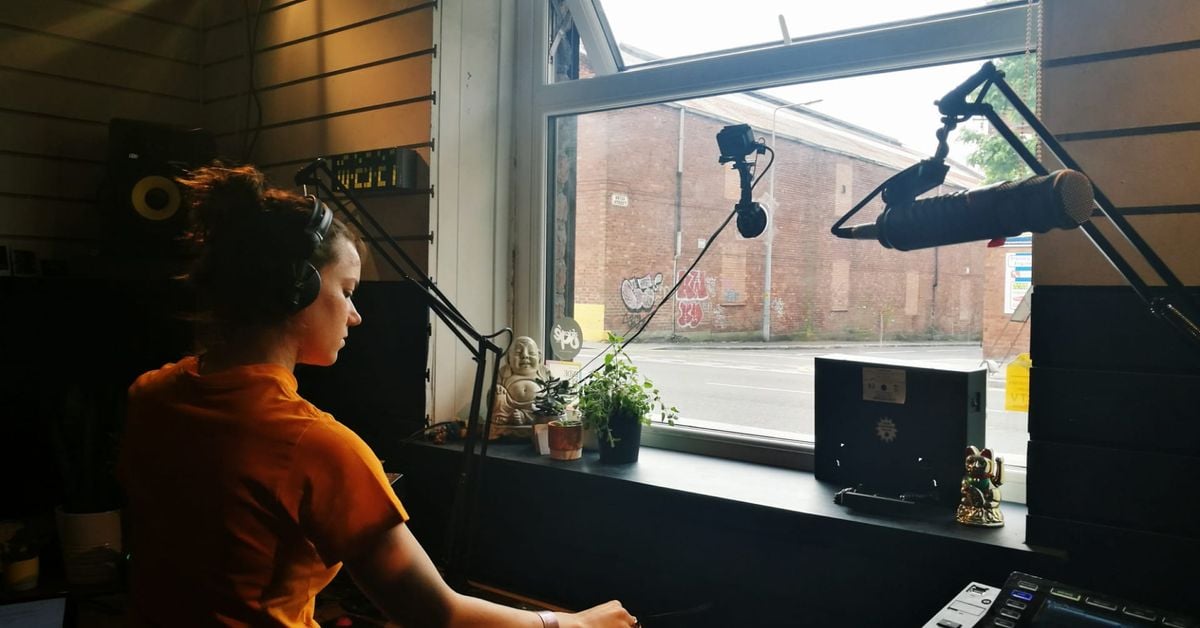 DJ Peaches | Mixcloud