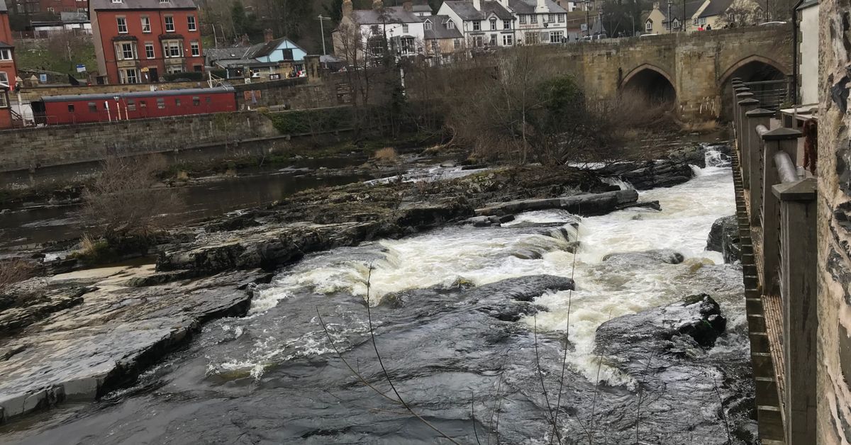 Louis Davies | Mixcloud