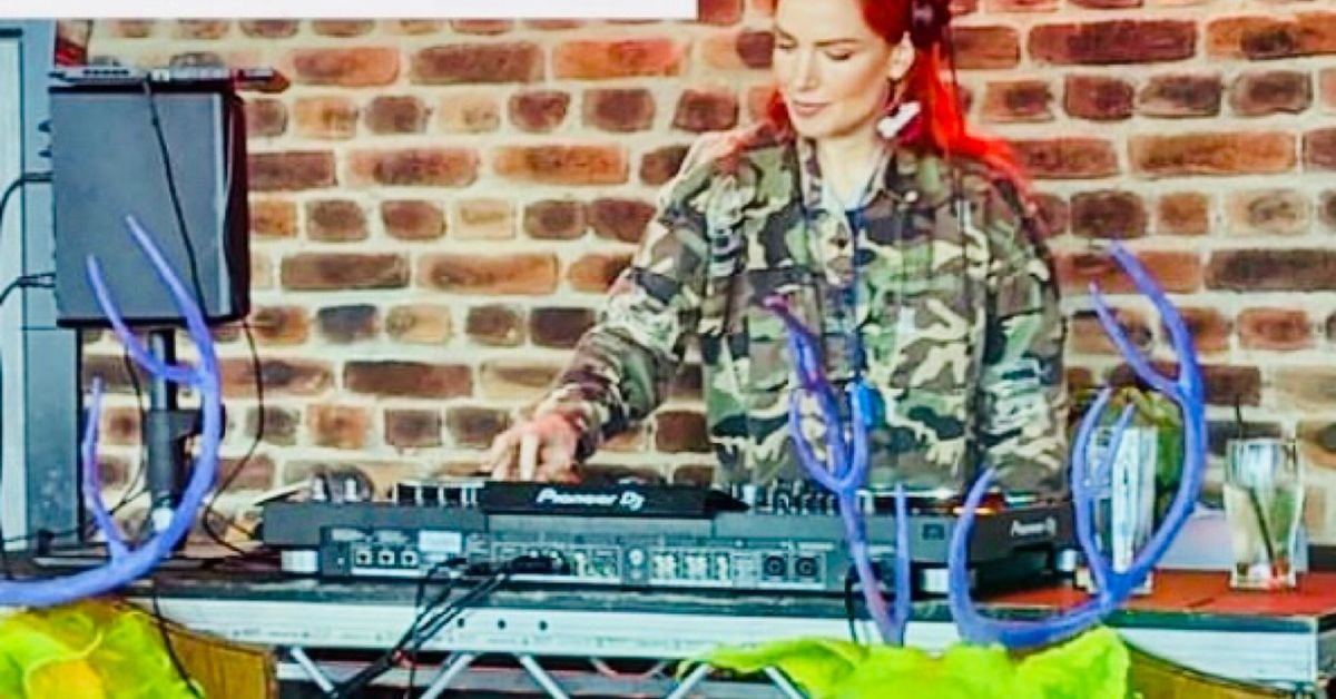 DJ ELSIE's Stream | Mixcloud