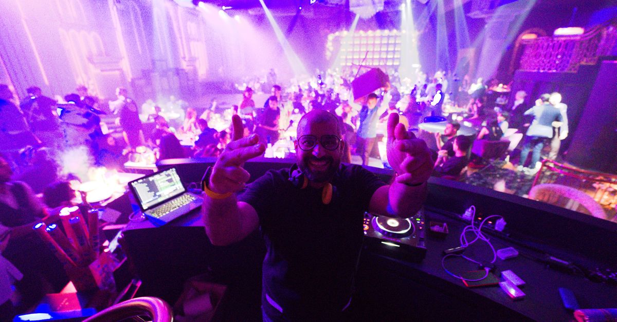 DJ Elie Howayek | Mixcloud