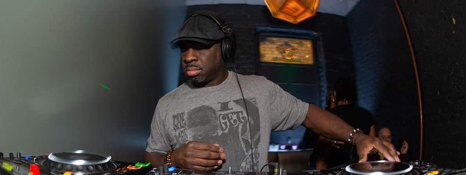 DJ Mickey Calvin's Shows | Mixcloud