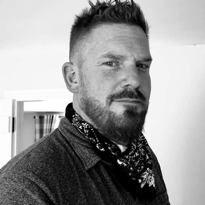 Psychic Beth's 'Spiritual Calling' Show. Guest Medium 'Warren Bailey ...