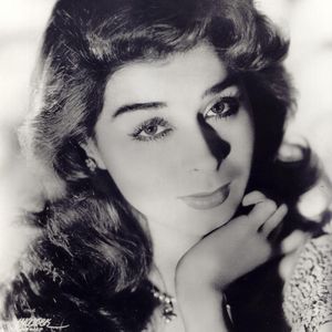 ACTRIZ LETICIA PALMA HOMENAJE POR MARTIN CABALLERO DIVINA RADIO LA VOZ ...