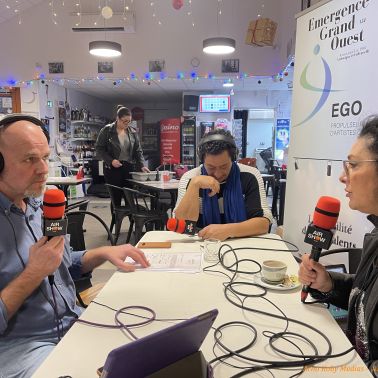 TRICIA RACHEL - FREDERIC MAZE - GERALD - EGO LISEUR - Air Show Radio ...