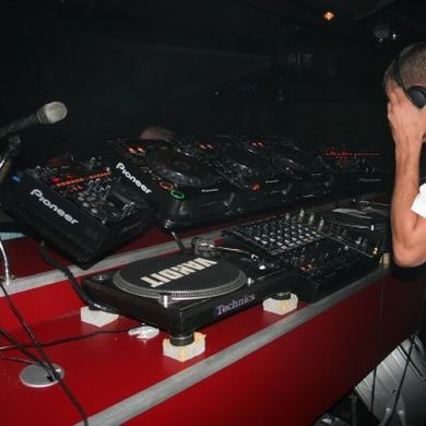 Dj. Zippy & Trixy, Mc. Jet & Kinson - Recorded live at The Empire ...