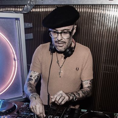 The Rotating Institute with Justin Robertson (13/12/2023) by Soho Radio ...