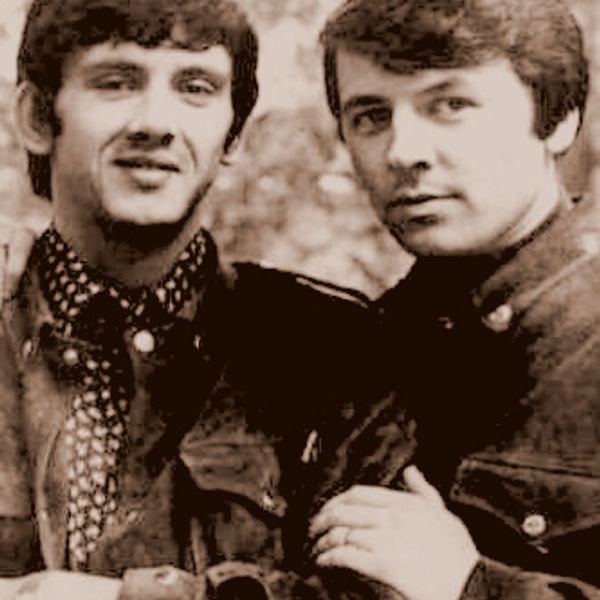 FRANK ALLEN & MIKE PENDER (THE SEARCHERS) interviewed separately by ...