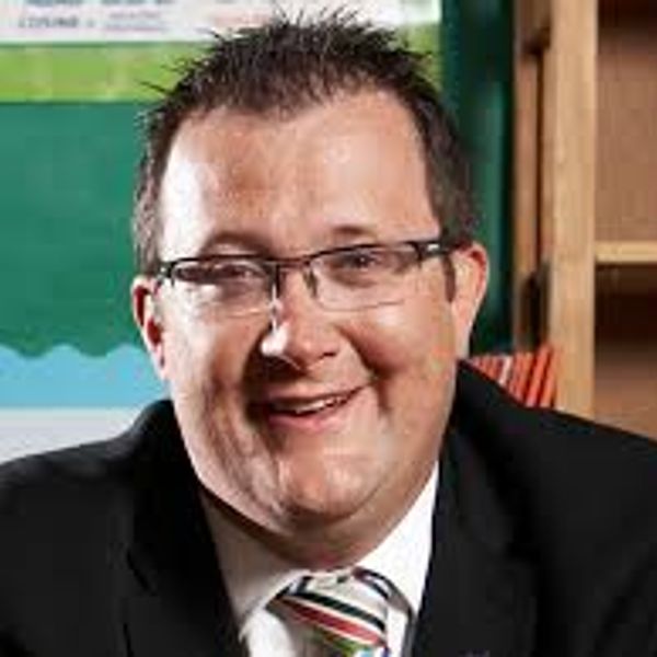 The original & best 'Educating Essex' Headteacher Vic Goddard discusses ...