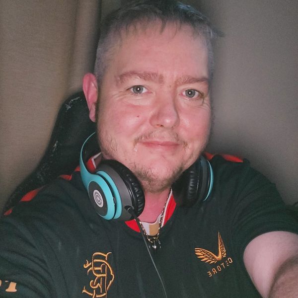 Alex Sweeny on Mixcloud Live | Mixcloud