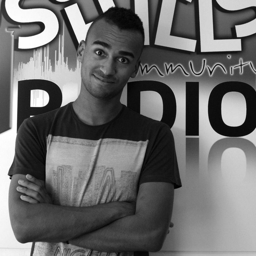 DJ Azza - 17 04 2016 by Surrey Hills Community Radio listeners | Mixcloud