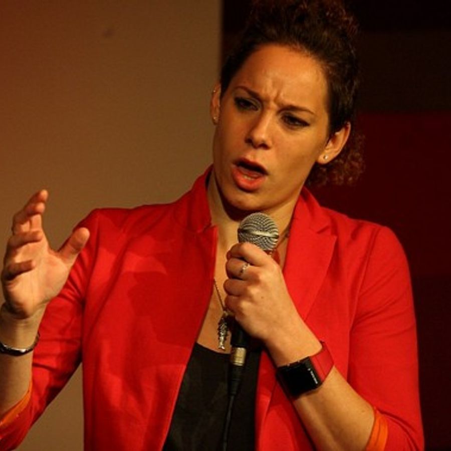 Suzi Ruffell Interview - LUSH Radio by LUSH Radio | Mixcloud