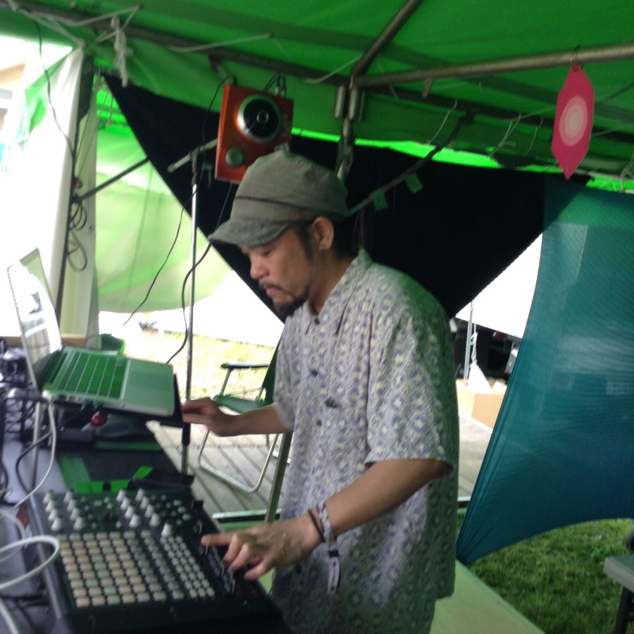 DJ Shige live set @ Fuji Rock Daydreaming 2014 by Mixmaster Morris ...