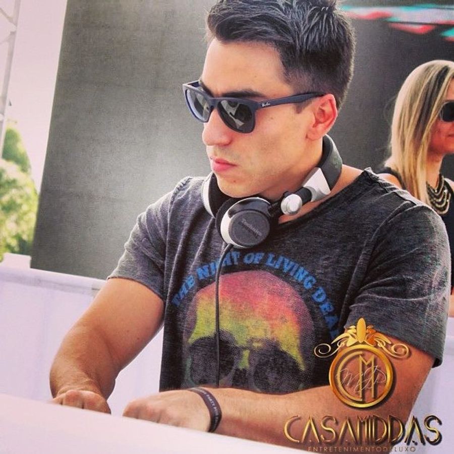 Thomas Soares - Unique Sunset Promo set Jul-2013 by Thomas Soares listeners | Mixcloud