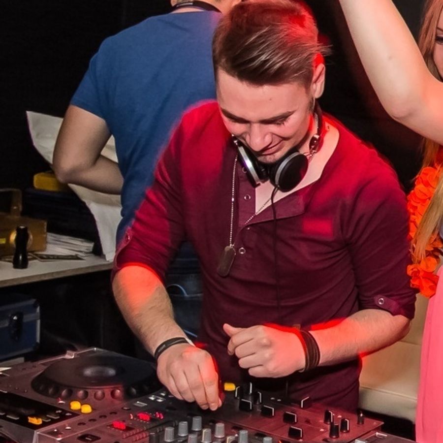 Ed Core Podcast 004 by Ed Core listeners | Mixcloud