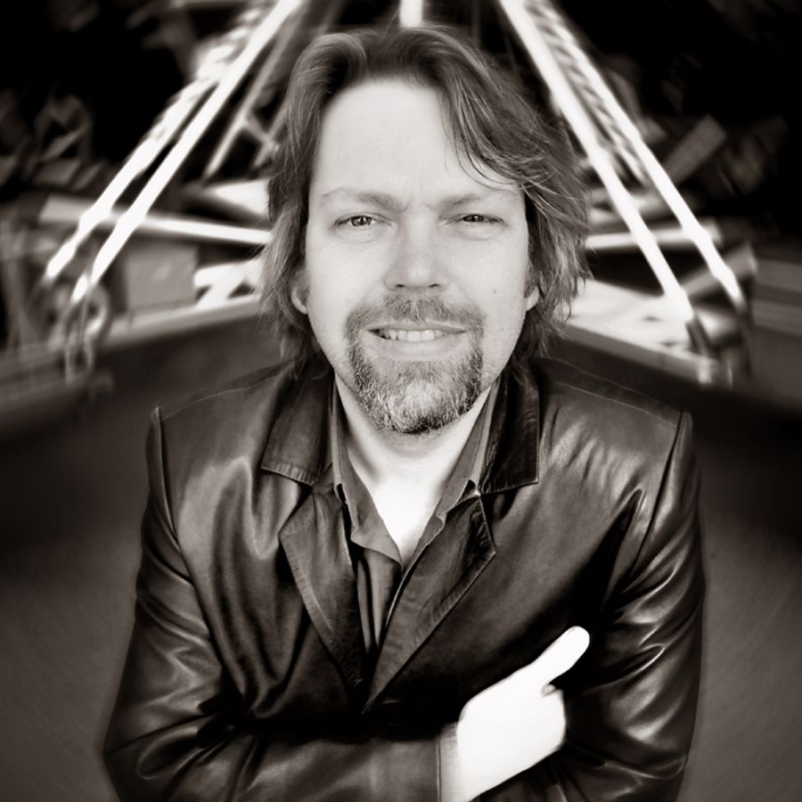 Thomas Sweeney Interviews Singer-Songwriter Anthony Toner by DriveLive ...